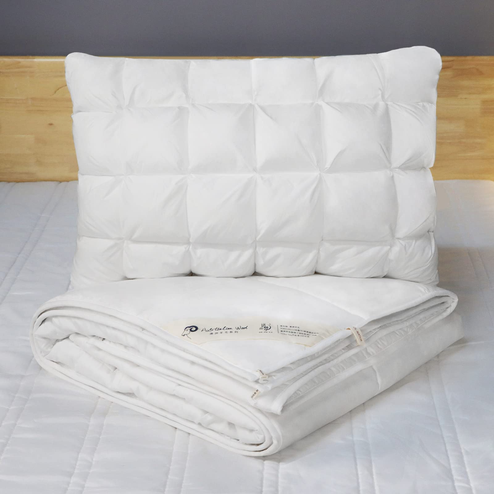 Amazon.com: YOUR MOON White Queen Size Lightweight Wool Comforter and ...