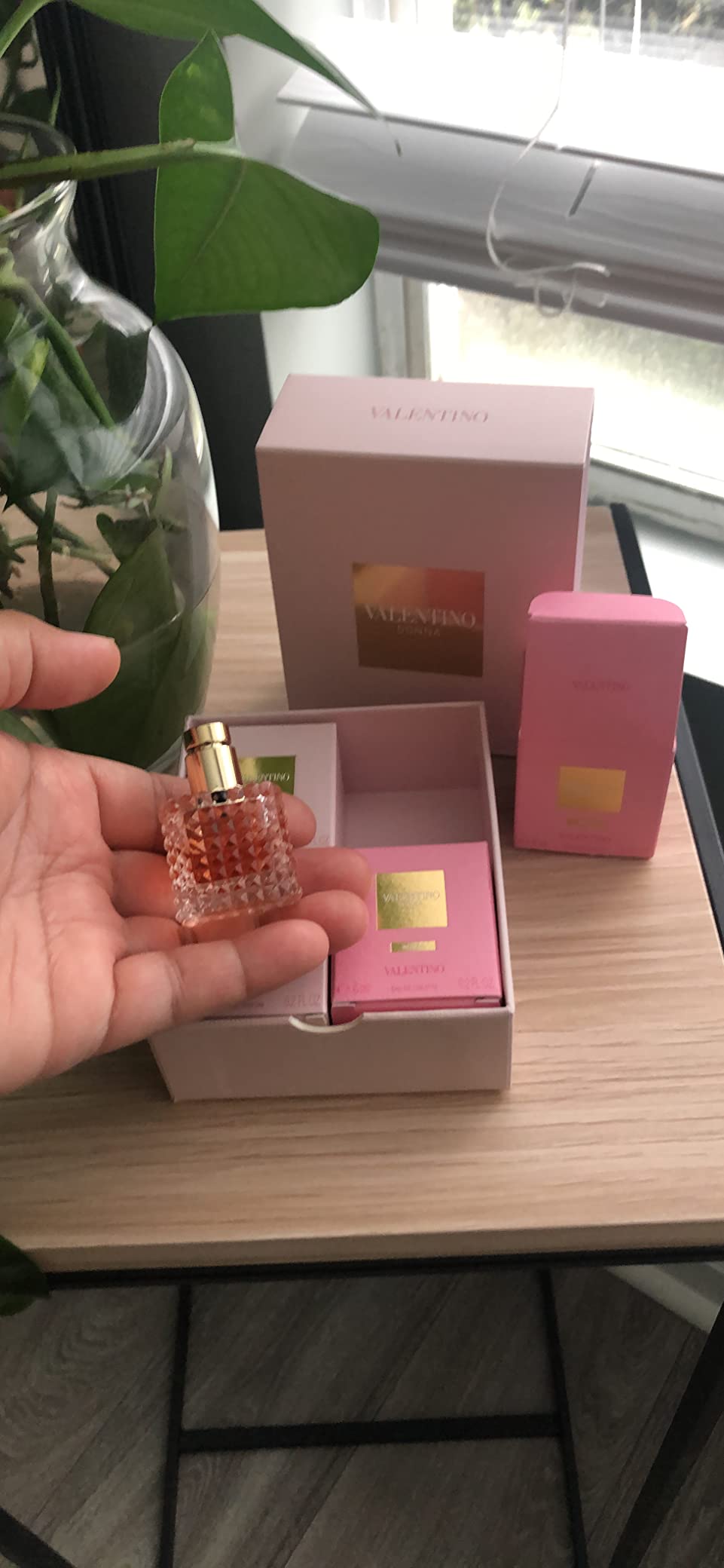 $9/mo - Finance Valentino Donna 4 Piece Miniature Gift Set | Buy Now ...