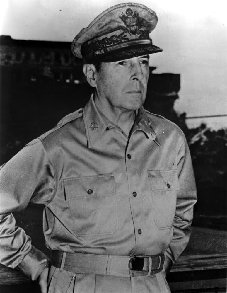 Amazon.com: Douglas MacArthur in military uniform Photo Print (24 x 30 ...
