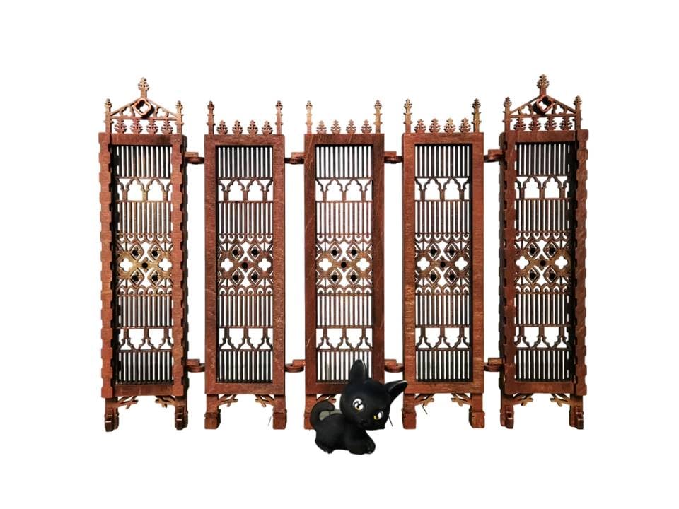 Amazon.com: Gothic FOLDING SCREEN - Exclusive Gothic Dollhouse ...