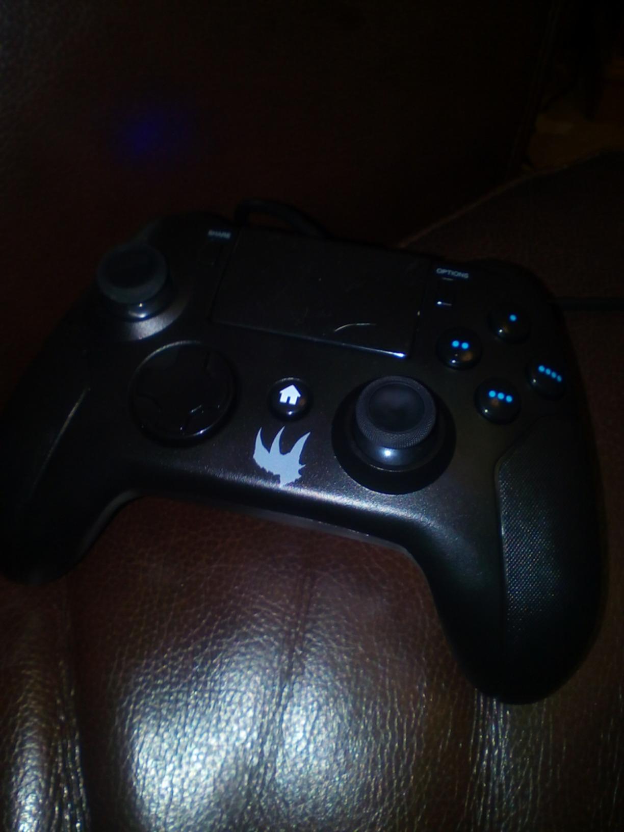 Gator Claw Wired Controller for Playstation 4 - PS4 Slim - PS4 Pro ...
