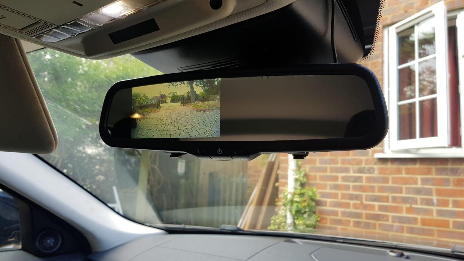 AUTO-VOX Wireless Reverse Camera Kit Car Backup Camera with Rear View ...