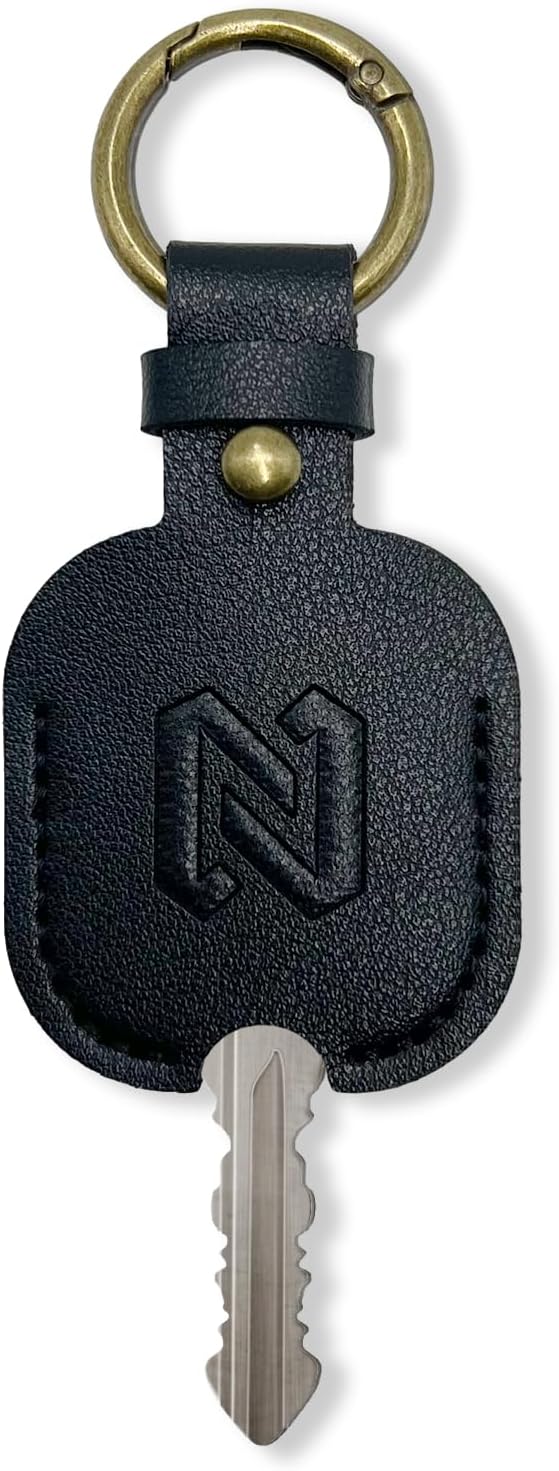 Amazon.com: NAPHYLAIFA Leather Car Key Sleeve, Vintage Broken Loop ...