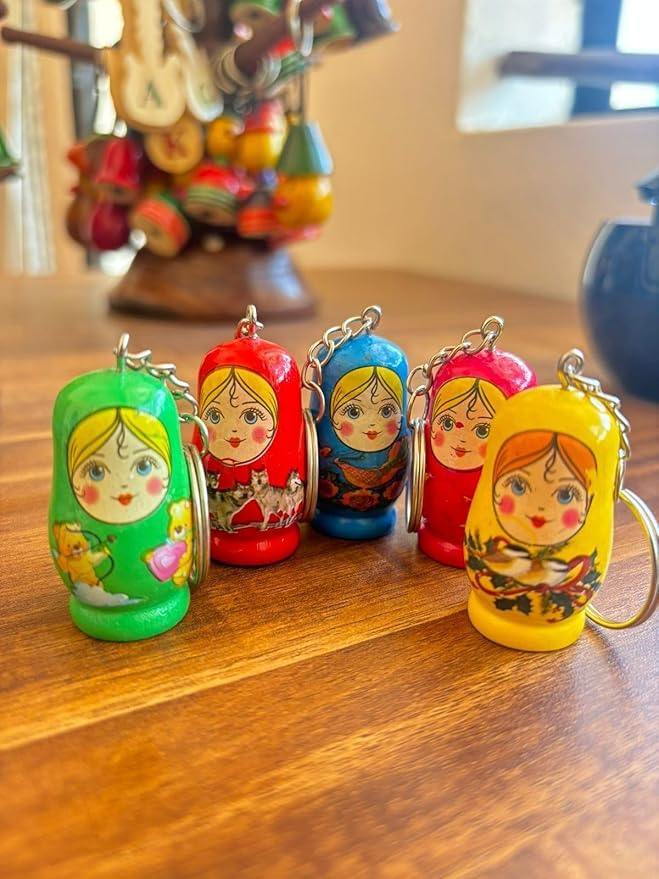 Russian Nesting Doll Keychain Set, 5 Colorful Matryoshka Dolls ...