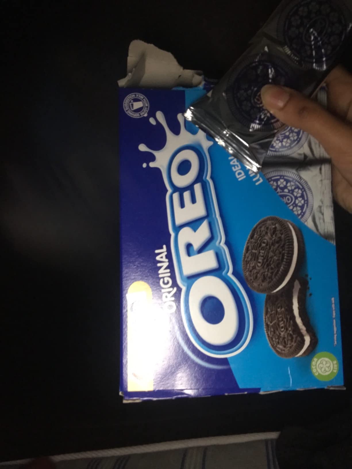 Oreo Original Sandwich Biscuits Filled with Vanilla Creme, Ideal for ...