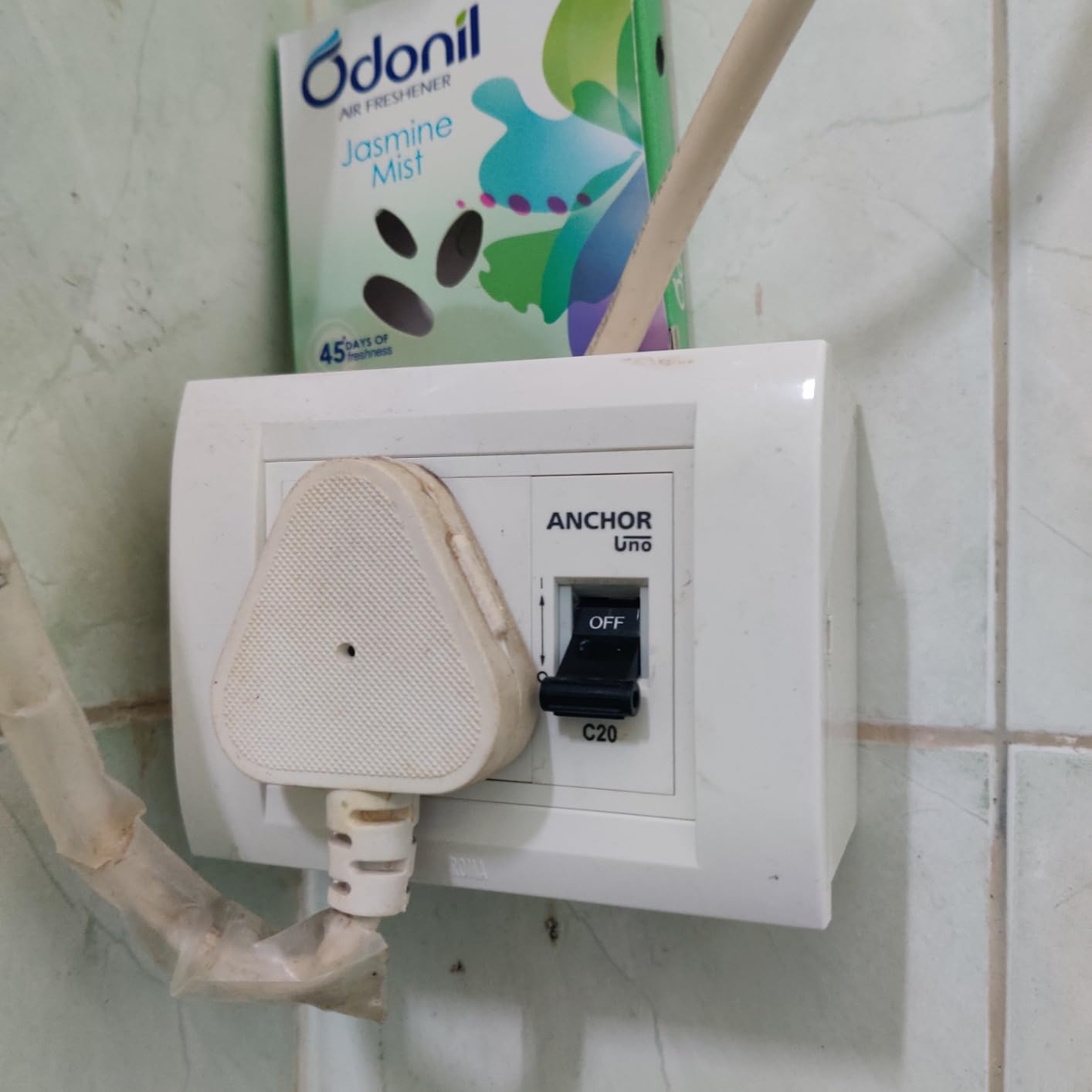 Anchor by Panasonic Polycarbonate Modular AC Box with 20Amps Single ...