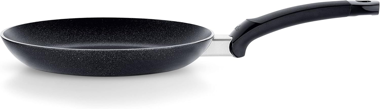 Amazon.com: Fissler The Levital+ Flat Frying Pan - 9.5" - Frying Flat ...