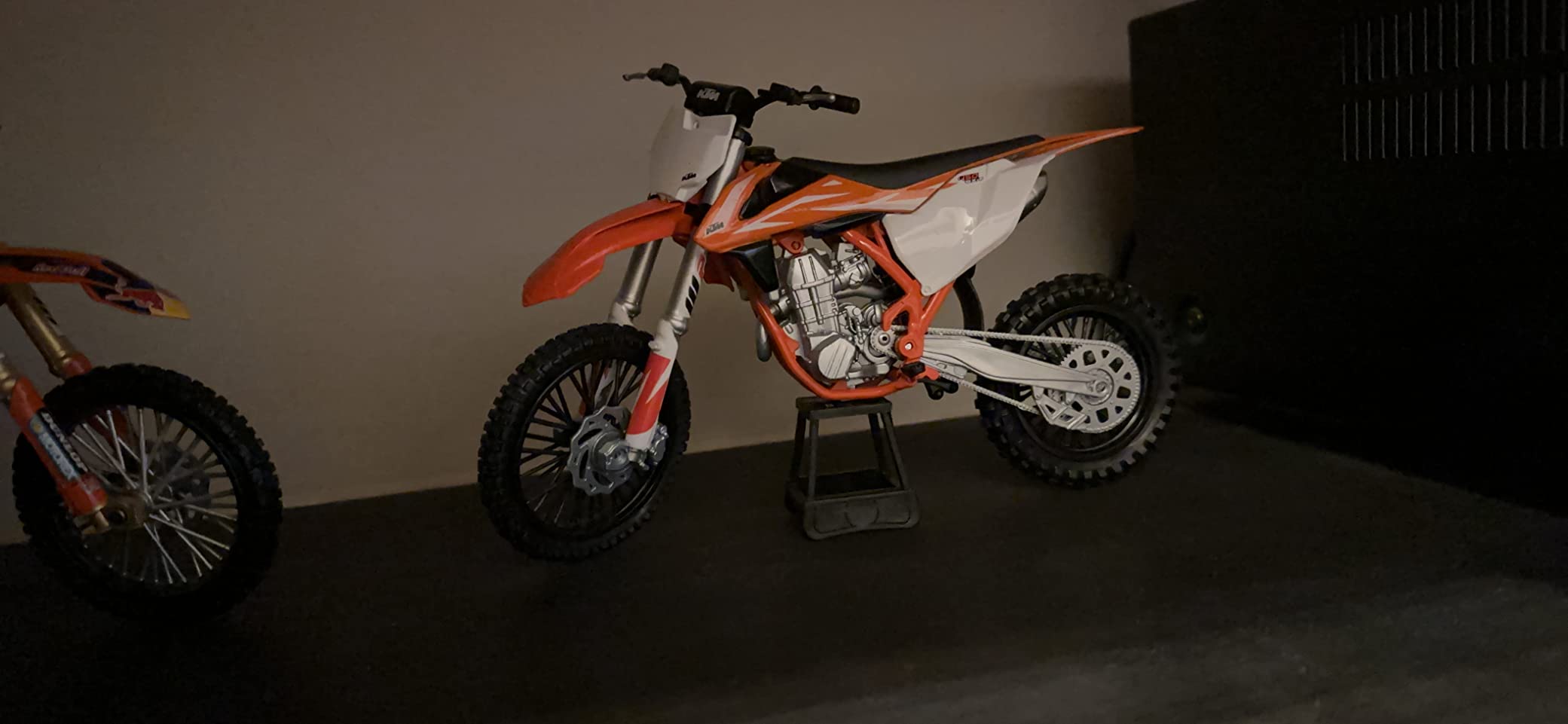 $5/mo - Finance New-Ray KTM 450 SXF Dirt Bike, Realistic and Functional ...