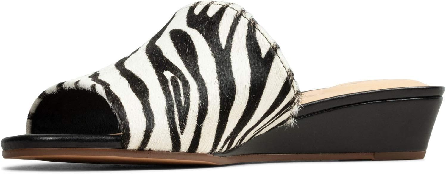 Amazon.com | Clarks Women's Sense Slide Sandal | Slides