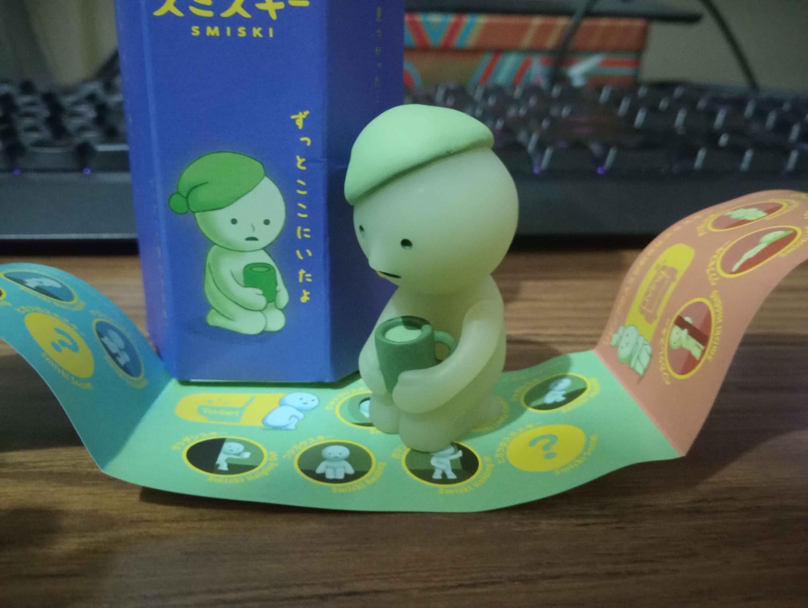 Dreams Smiski Glow in The Dark Figure, Bed Series, Random Style, 1 Pack ...