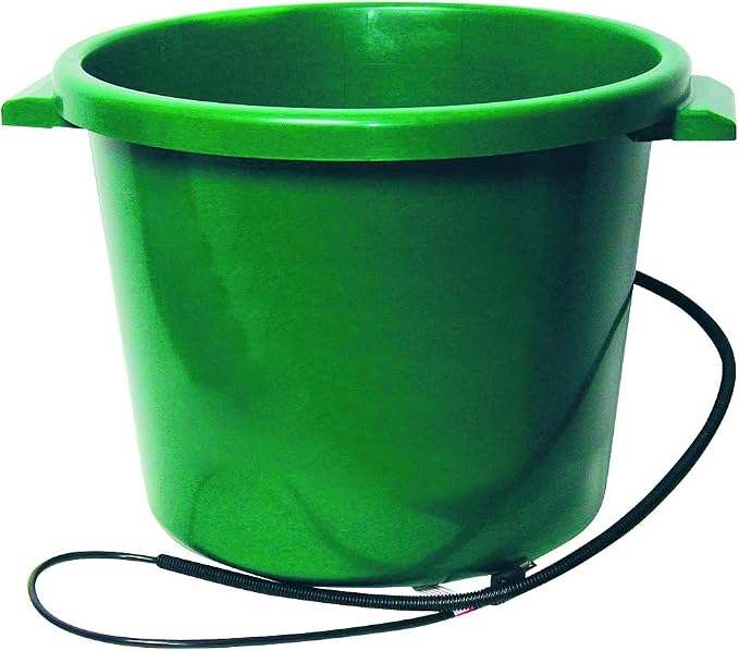 Amazon.com: Farm Innovators HT-200 16 Gallon Plastic Heated Livestock ...