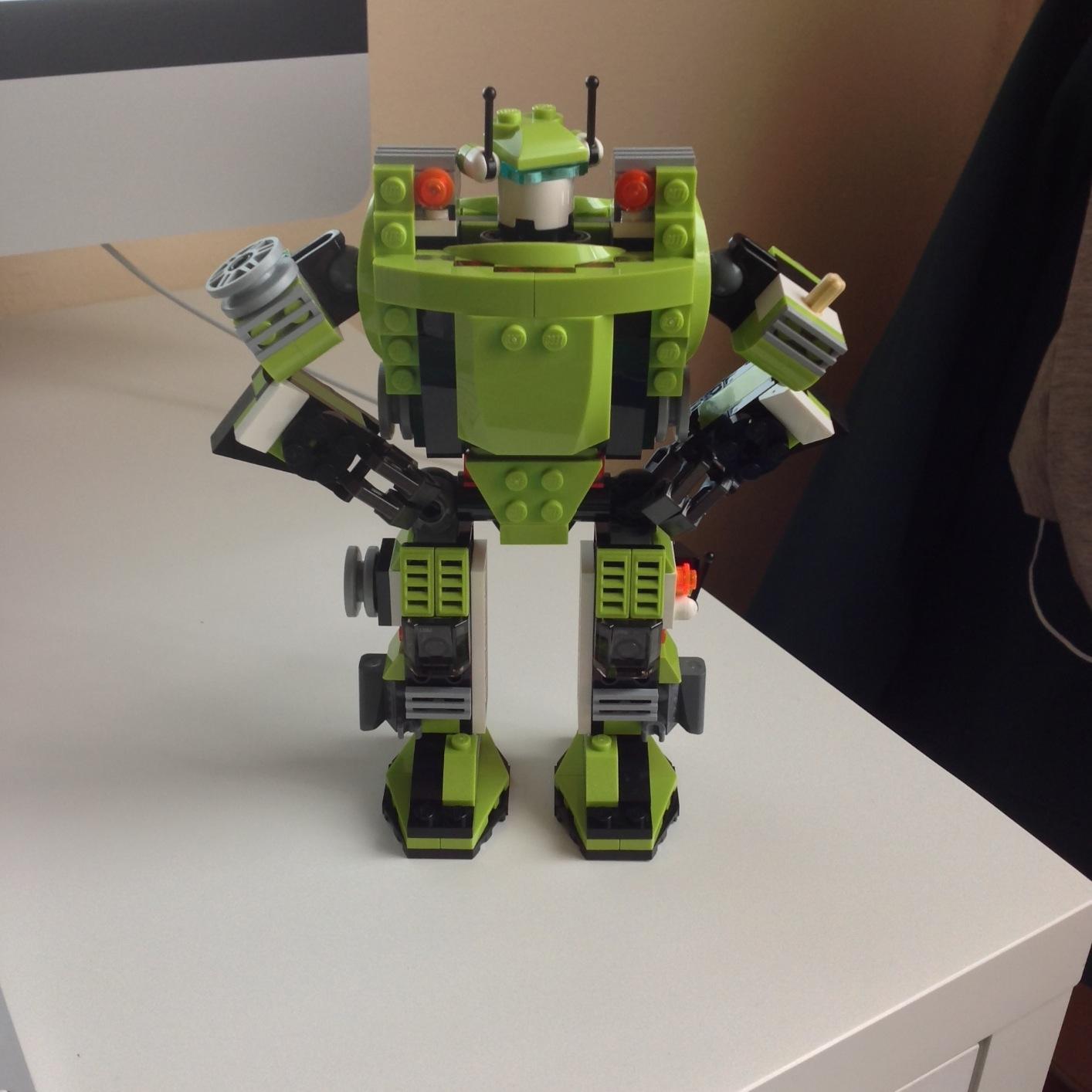 LEGO Creator 31007 - Robot Meccanico : Amazon.it: Giochi e giocattoli