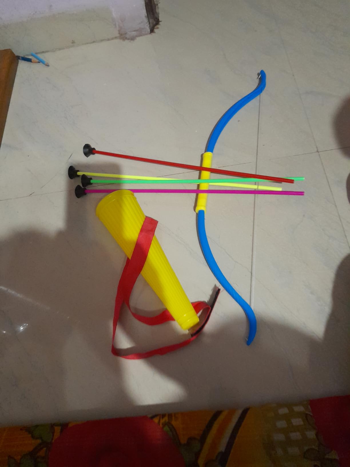 Toy Imagine Super Archery Bow and Arrow Set with 5 Suction Cup Tip ...