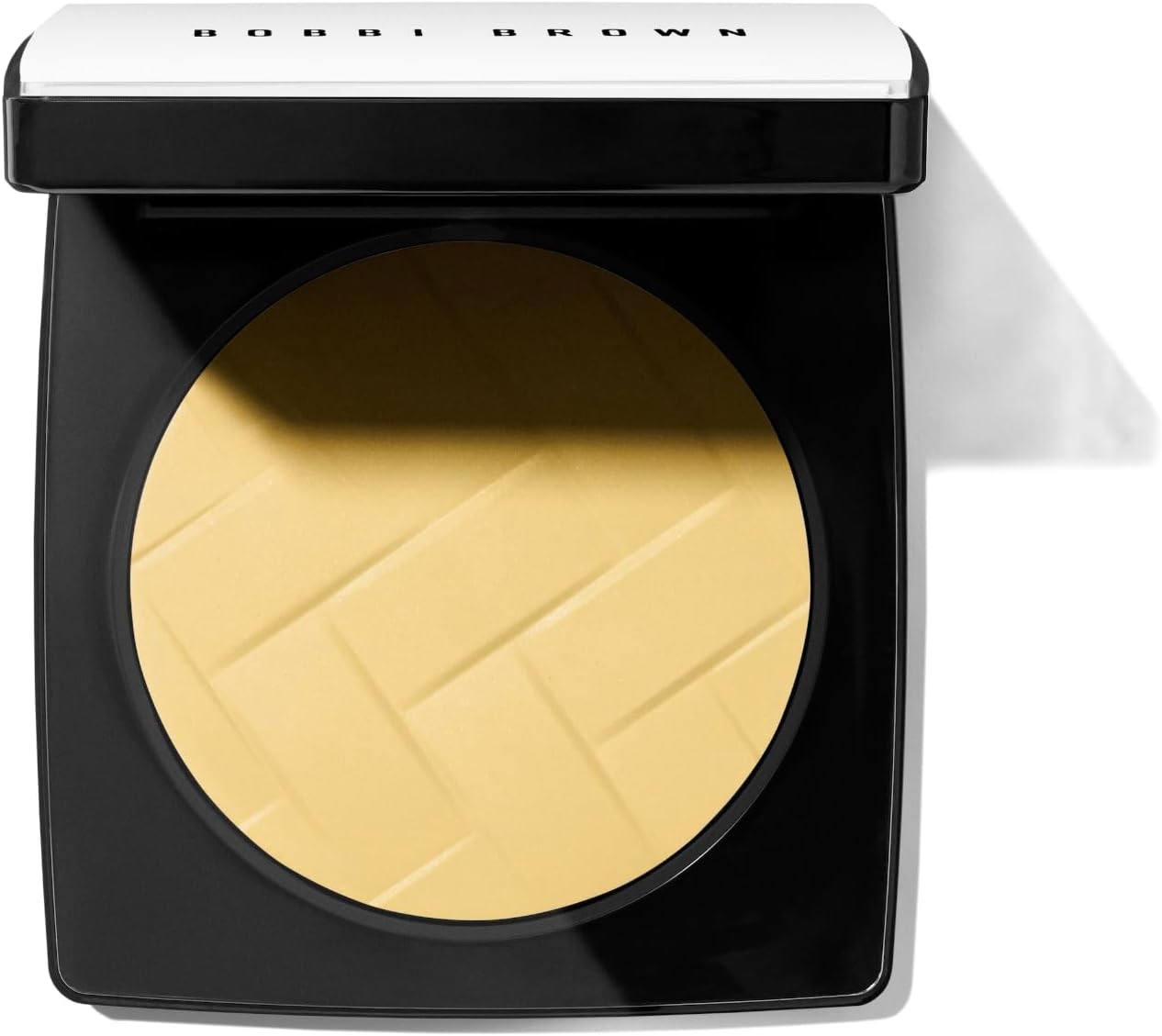 Amazon.com : Bobbi Brown Sheer Finish Pressed Powder, No. 05 Soft Sand ...