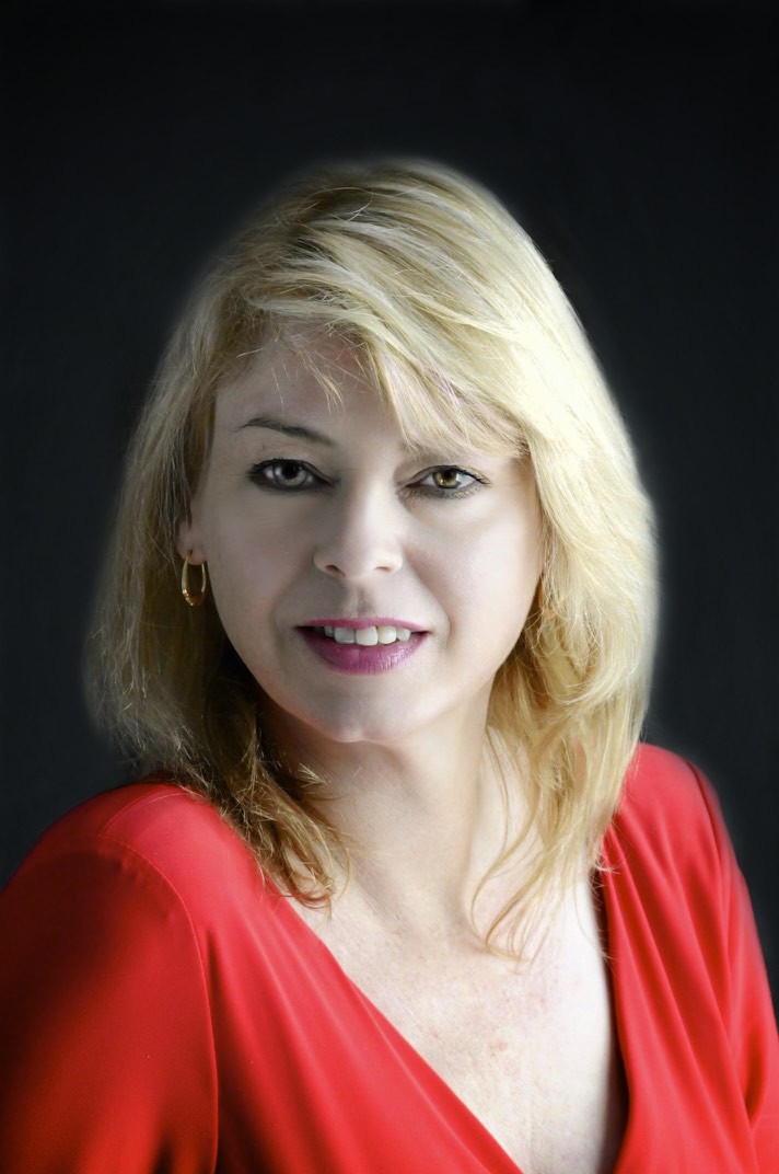 Amazon.com: Caroline Baggaley: books, biography, latest update