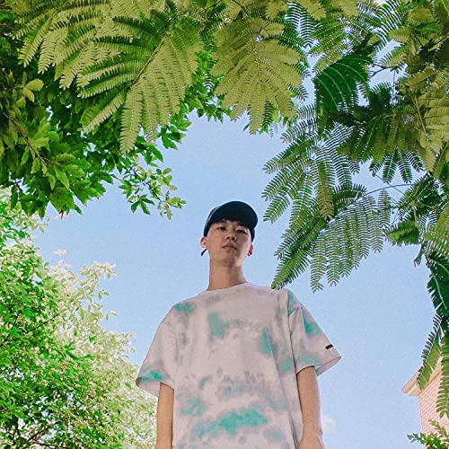 Play Shiny Day by jagajang park on Amazon Music