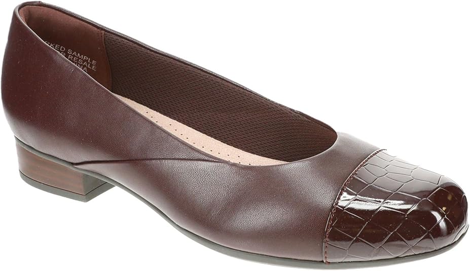 Amazon.com | Clarks Collection Women's Juliet Rise Ballet Flat, Merlot ...