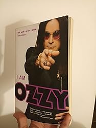 I Am Ozzy: Osbourne, Ozzy, Ayres, Chris: 9780446569903: Amazon.com: Books