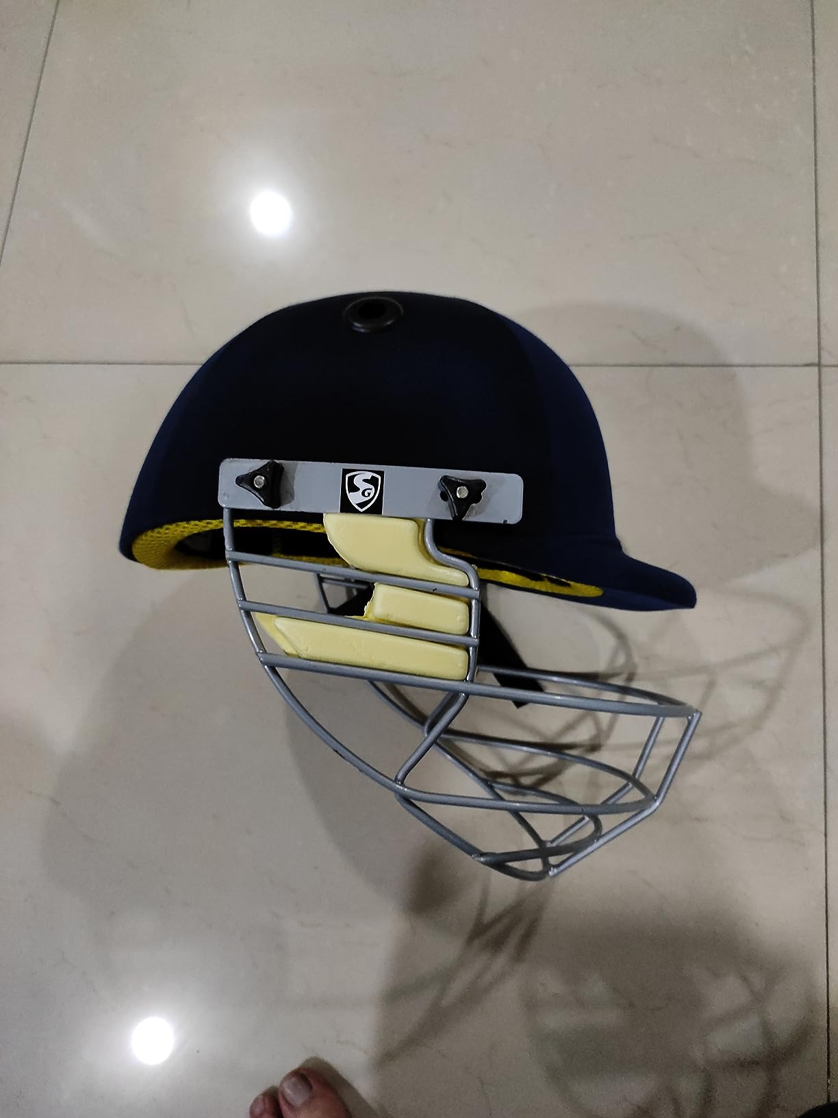 Buy DSC Side Nuts for Cricket Helmet Grill,Standard,Black Online at Low ...