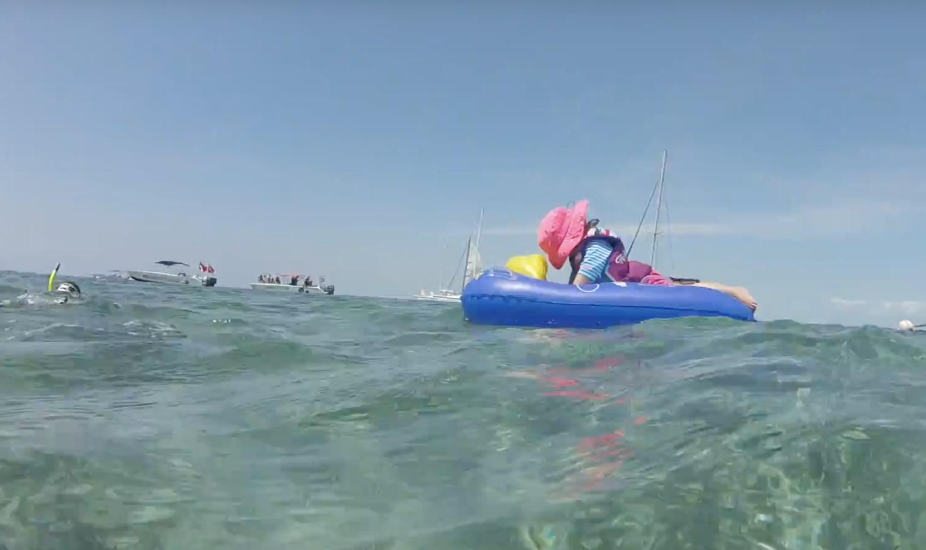 Amazon.com : Sea Window Explorer Kids Snorkeling Raft with Clear ...