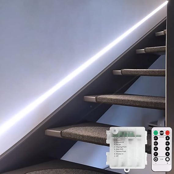 Striscia LED a batteria, 5 m, 150 LED, ad alta luminosità, 8 modalità ...