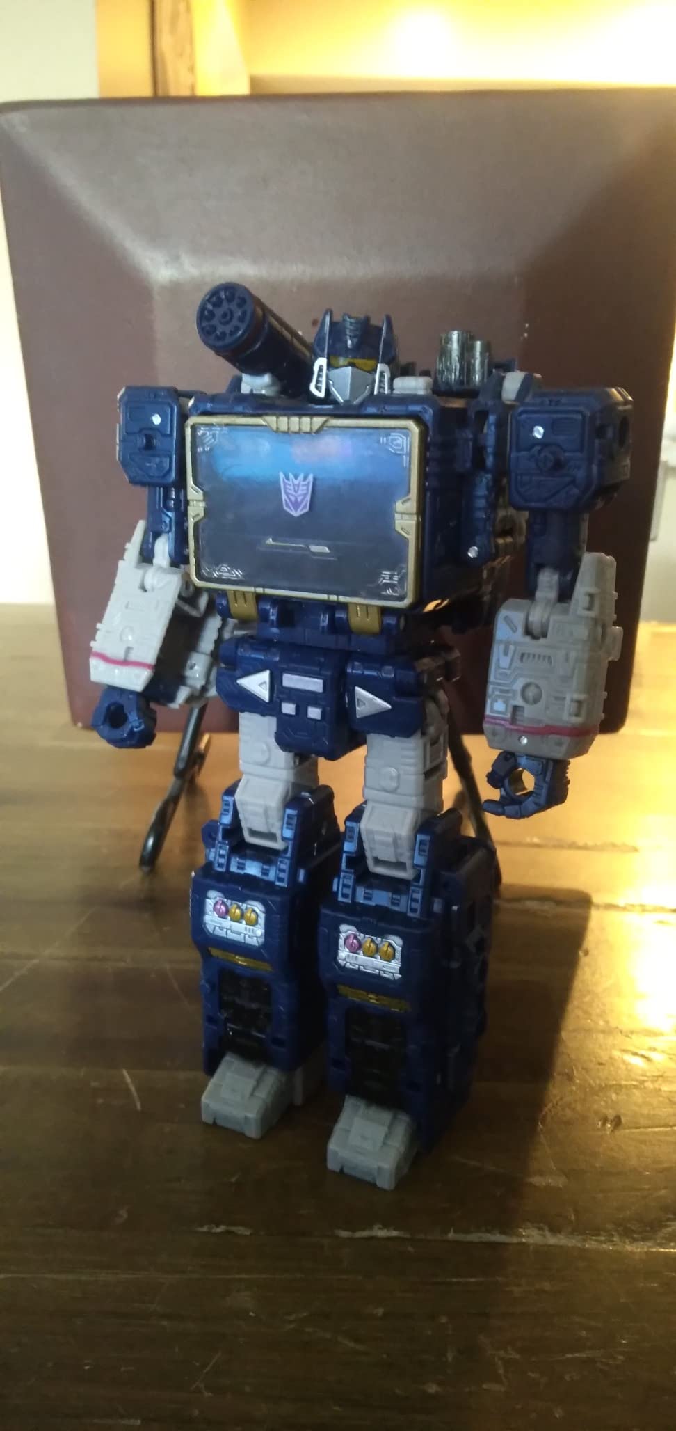 $9/mo - Finance Transformers TRA GEN Legacy EV Voyager S Soundwave ...