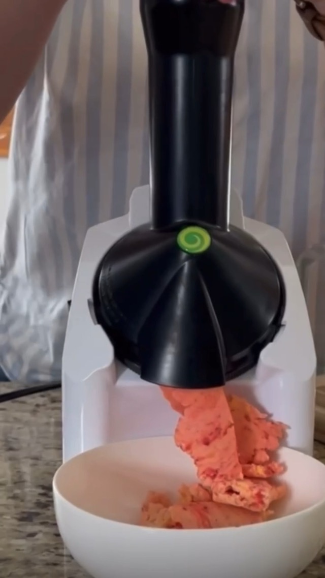 Watch Here Is My Favorite Fruit Blend To Use in My Yonanas Machine! on ...