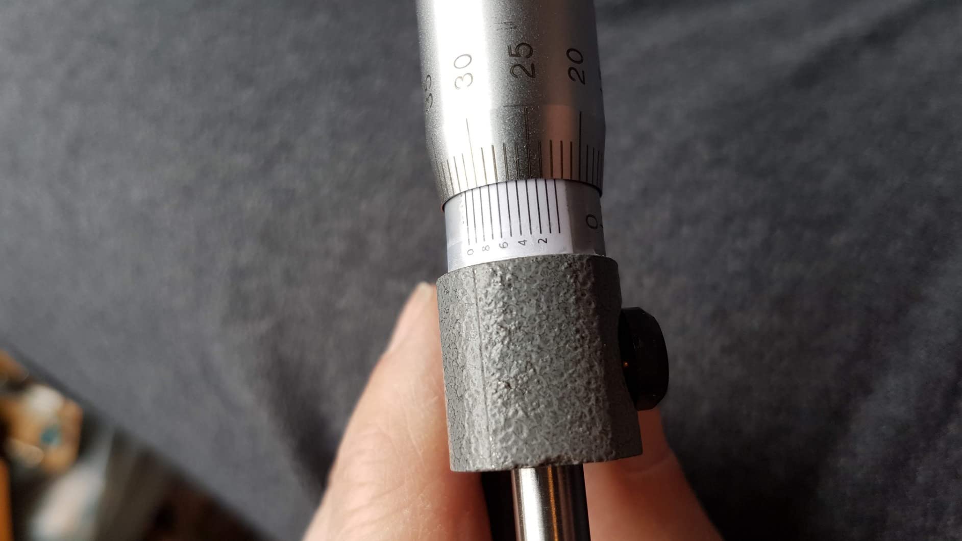 Silverline External Micrometer 25mm (282378) : Amazon.co.uk: Business ...