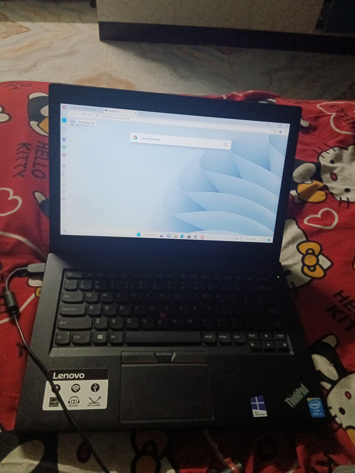 (Refurbished) Lenovo ThinkPad 6th Gen Intel Core i3 Thin & Light HD ...