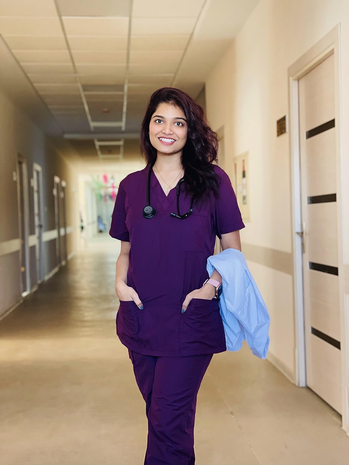 PRAGATI TRENDS Women Scrub Suit - Ideal for Doctors, Nurses, Dentists ...