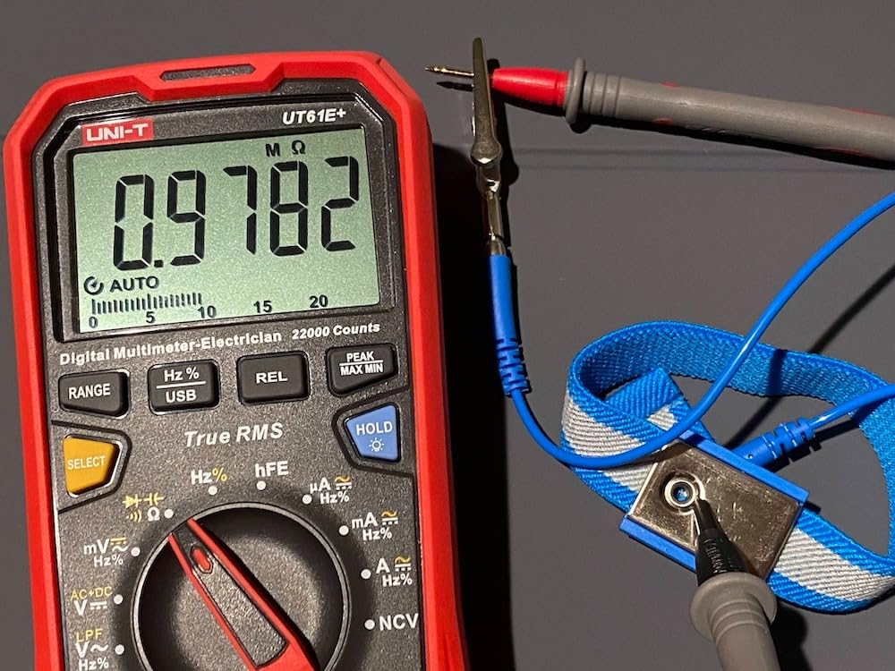 Amazon.com: iFixit Anti-Static Wrist Strap (Adjustable up to Size XL ...