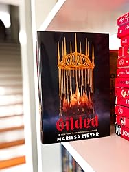 Amazon.com: Gilded (Gilded Duology, 1): 9781250618849: Meyer, Marissa: Books