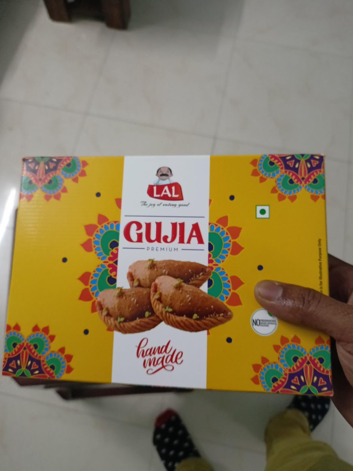 Lal Sweets Gujia | Dryfruits Gujia | Holi Gift Box - 250g : Amazon.in ...