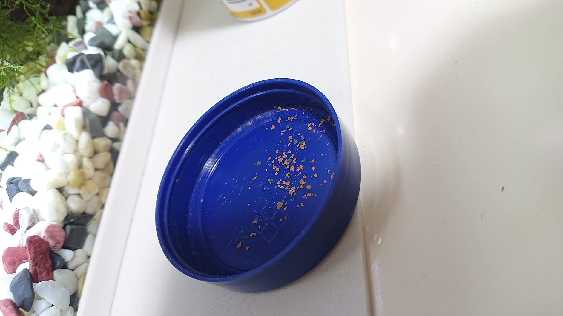 Amazon | ジェックス グッピー元気繁殖・育成用フード52g | GEX | フード 通販