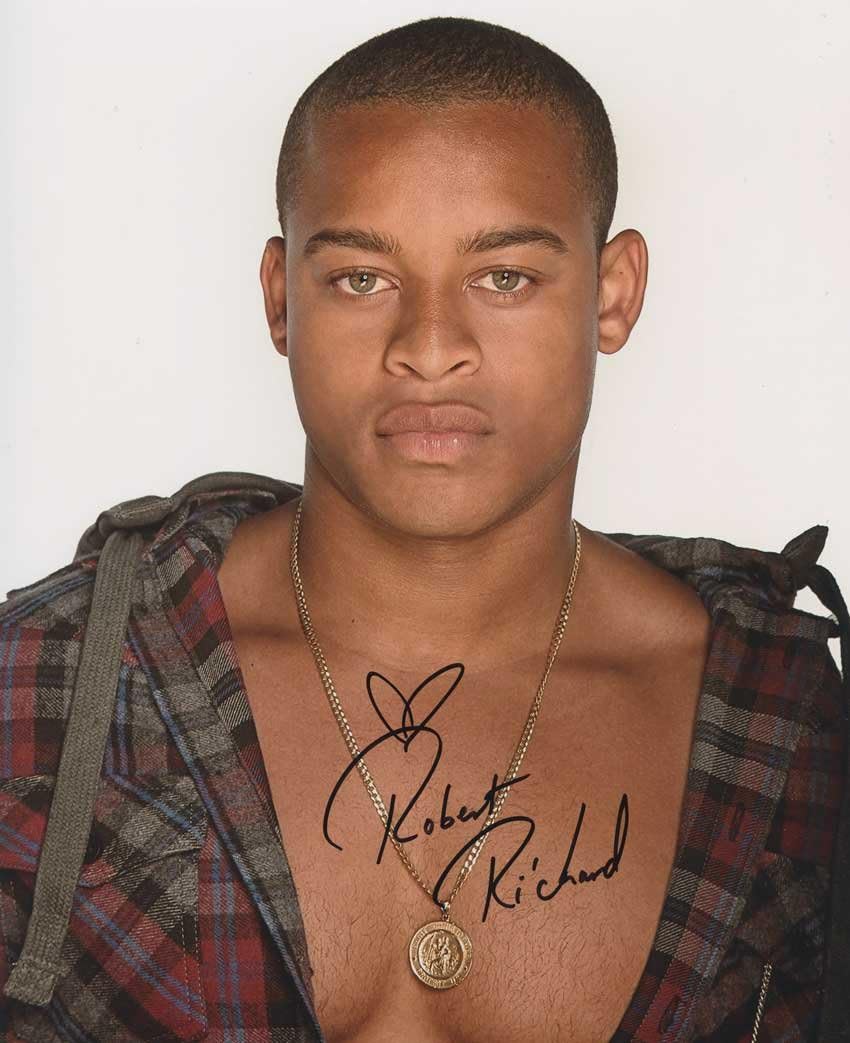 THE VAMPIRE DIARIES ROBERT RI'CHARD AUTOGRAPH PHOTO at Amazon's ...