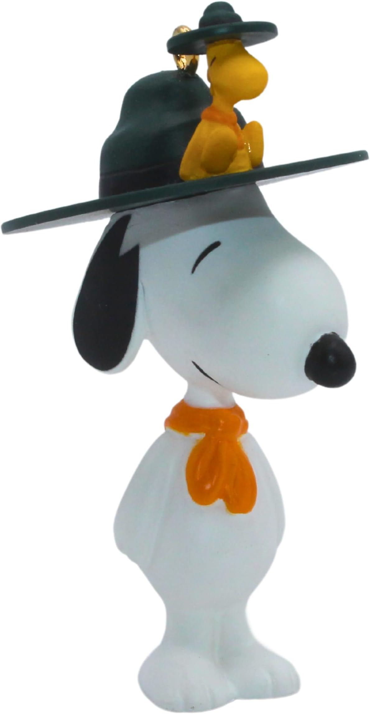 Amazon.com: Hallmark 1595QXI3295 Peanuts Beagle Scout Flag Folding ...