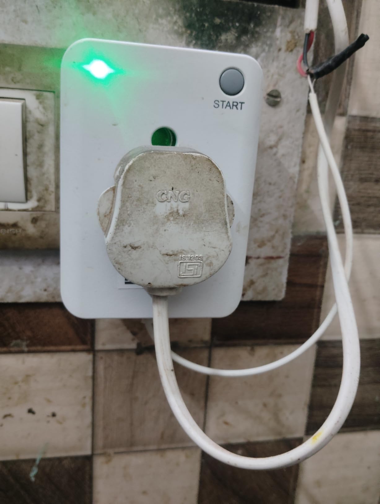 EQL Water Level Controller Automatic motor cut OFF for water tank ...