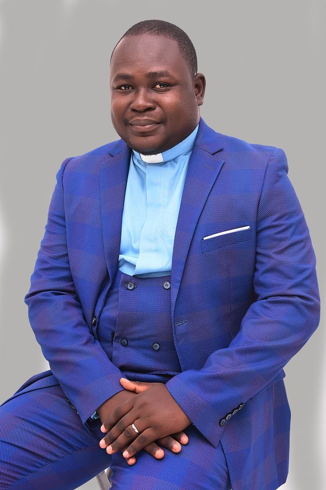 Amazon.com: Prince Mensah: books, biography, latest update