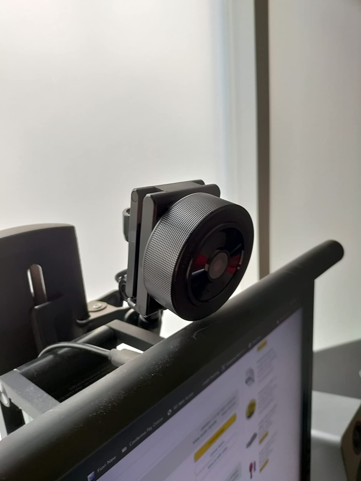 $8/mo - Finance Razer Kiyo X Full HD Streaming Webcam: 1080p 30FPS or ...