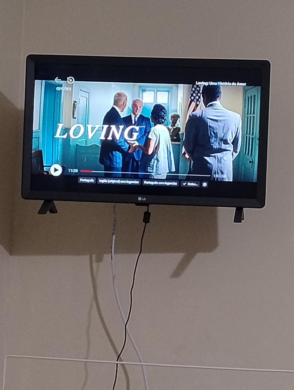 Smart TV LED 24' Monitor LG 24TL520S, Wi-Fi, WebOS 3.5, DTV Machine Ready, Bivolt | Amazon.com.br