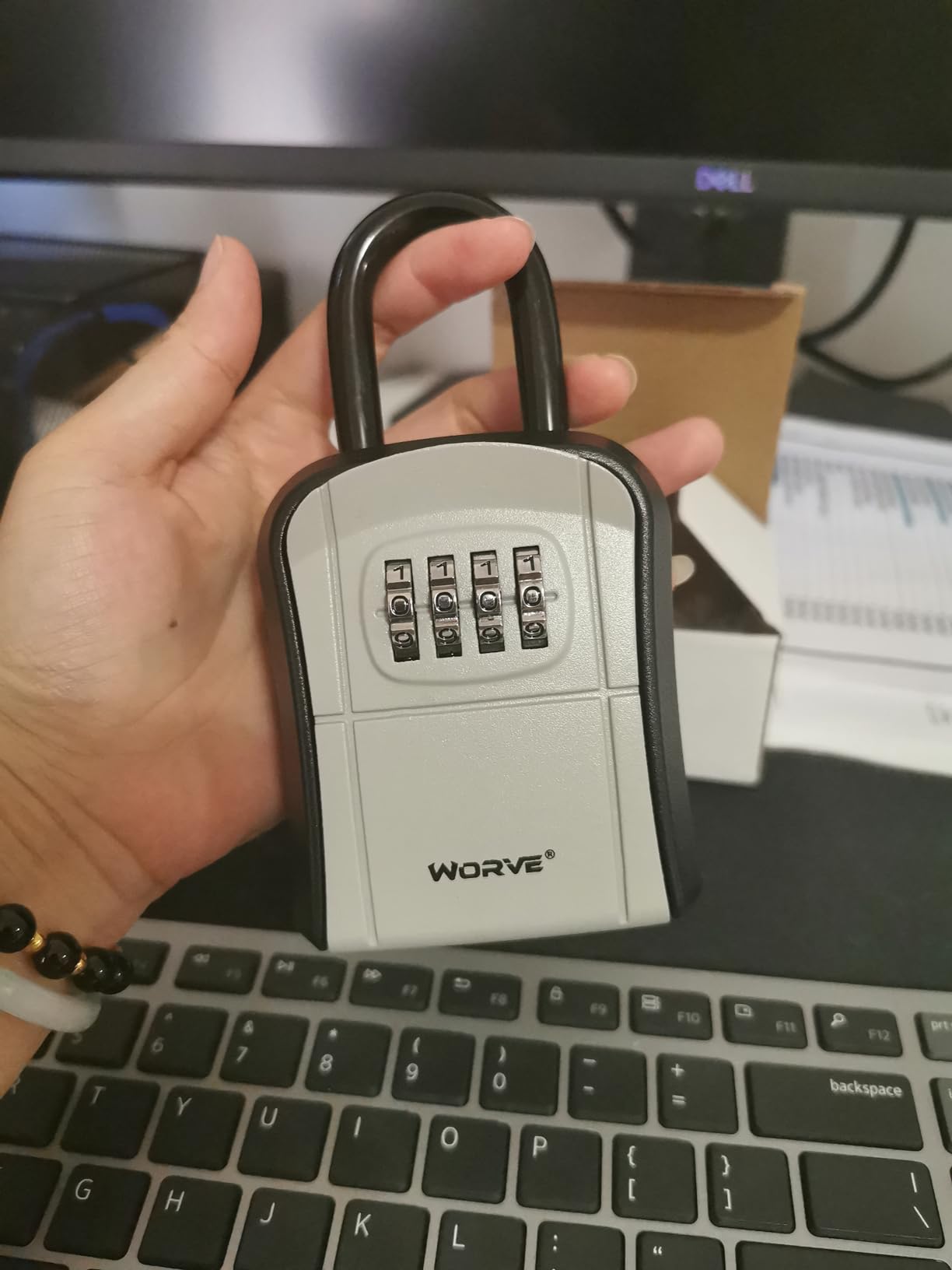 Worve Key Lock Box,Lock Box for House Key, 4-Digit Combination Security ...