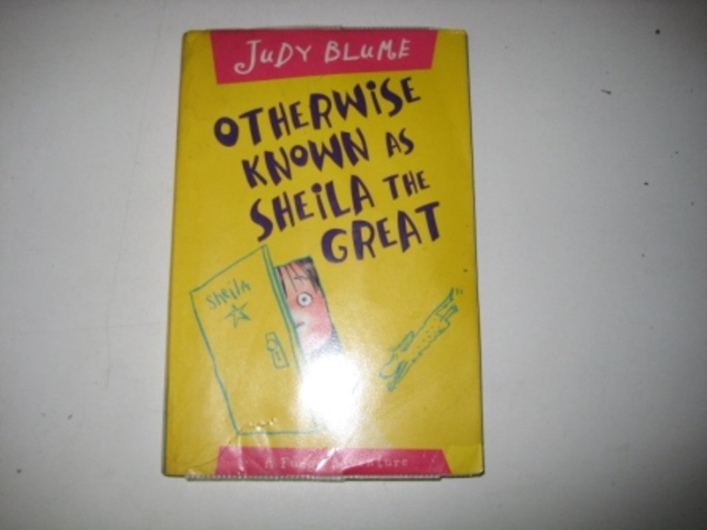 Otherwise Known as Sheila the Great: Blume, Judy: 9780142302286: Amazon ...