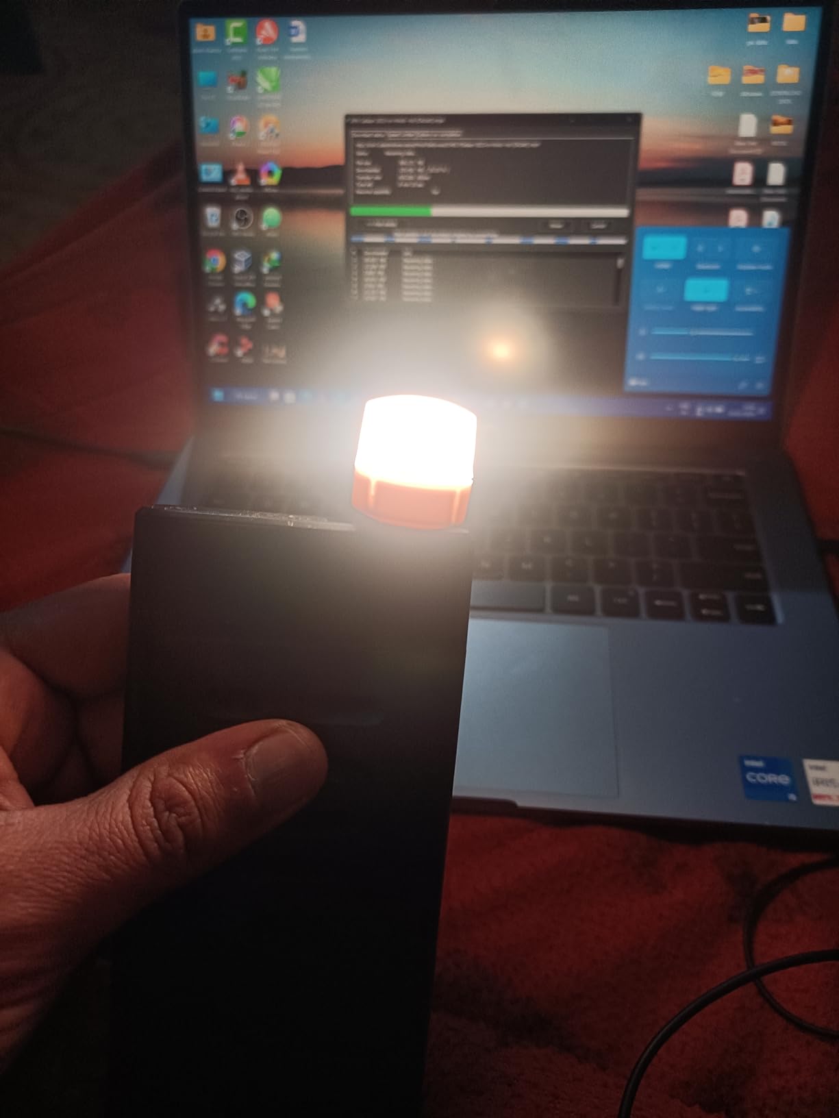 BLAXSTOC UT-98 Portable USB LED Mini Tube Light-10inch with High ...