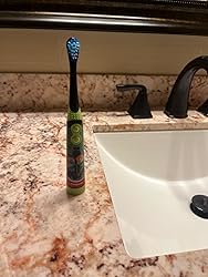 Amazon.com: Colgate Kids Battery Powered Minecraft Toothbrush, Extra ...