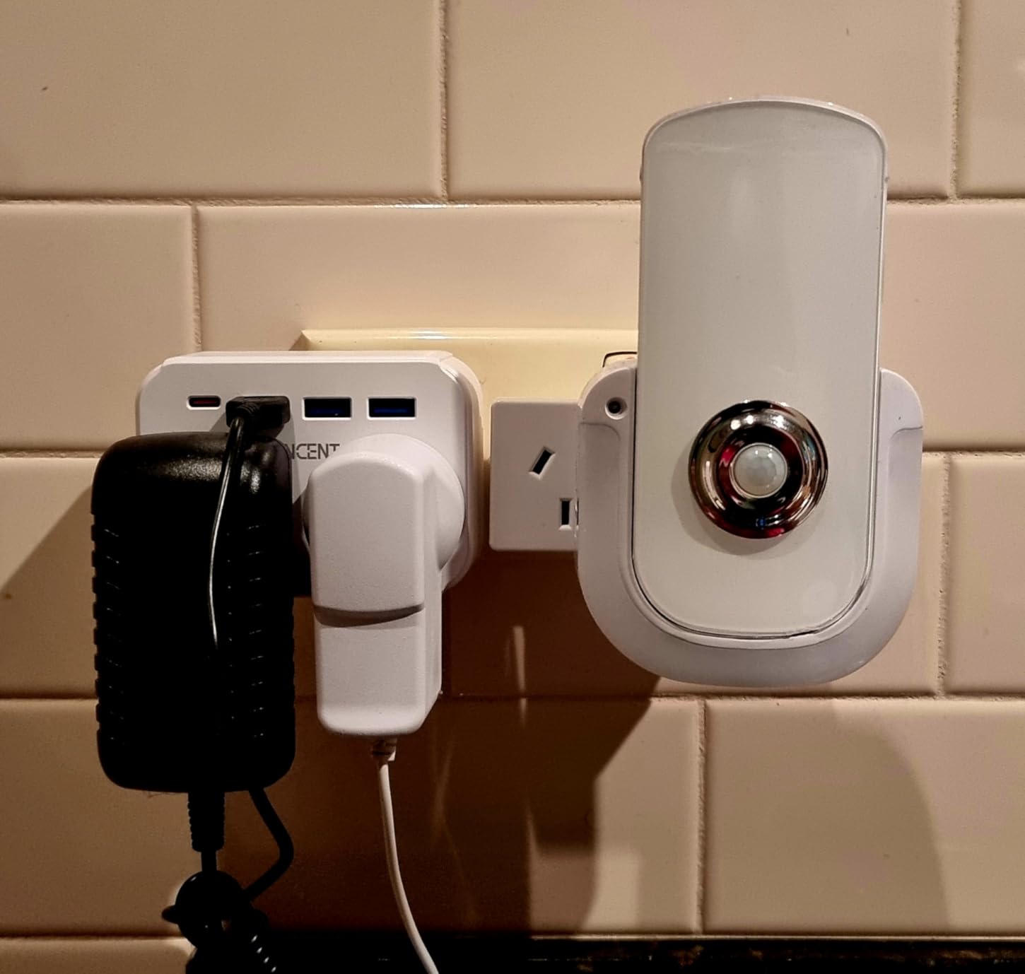 LENCENT USB Plug Extension, Type-C & 3 USB A Ports, 2 Way Socket ...