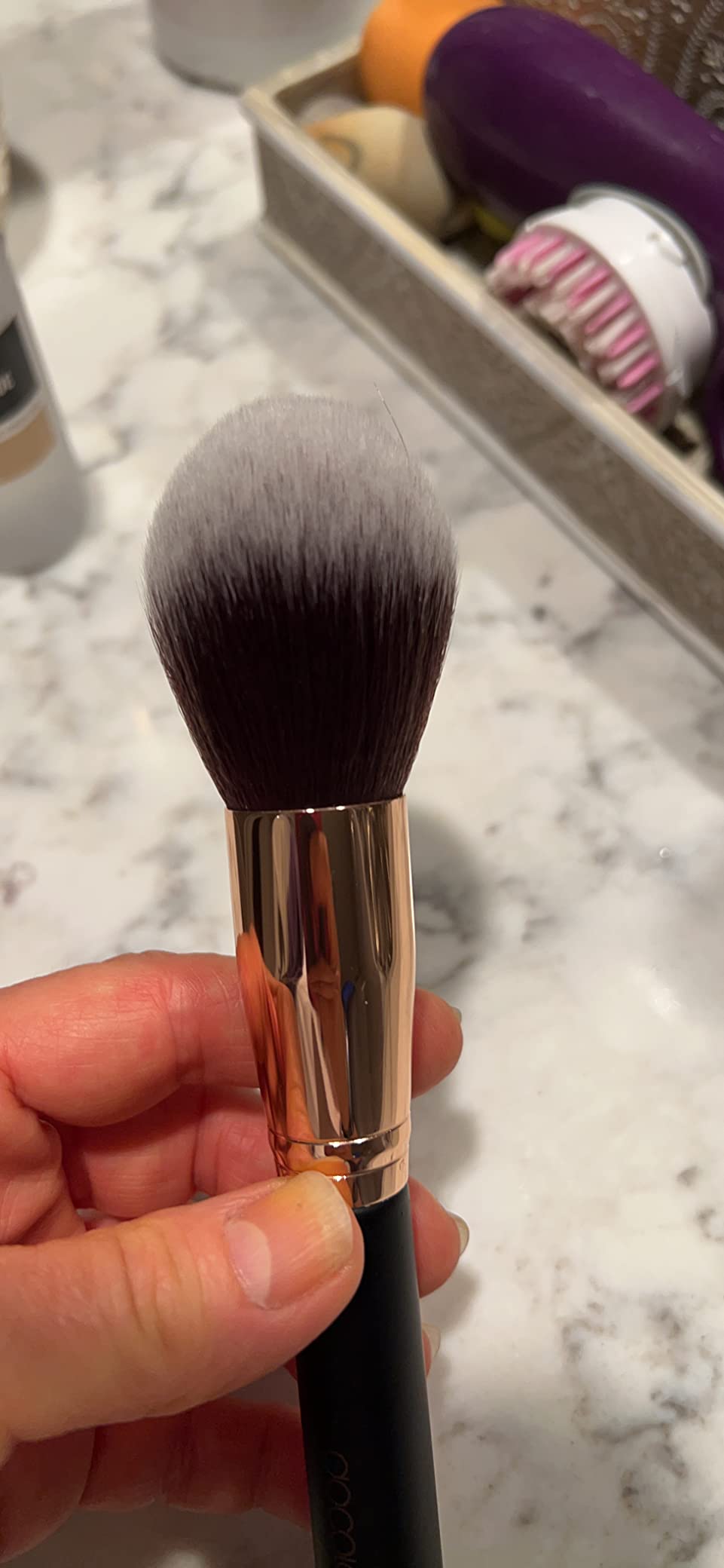 Amazon.com: Docolor Pointed Powder Brush Professional Face Makeup ...