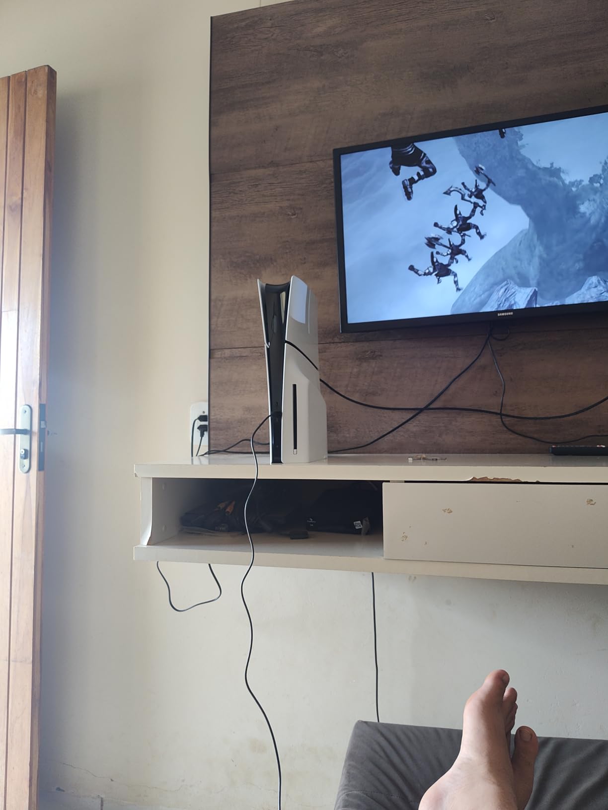 Console Playstation PS5 c/Drive Slim 1 TB c/ 1 Controle + God of War ...