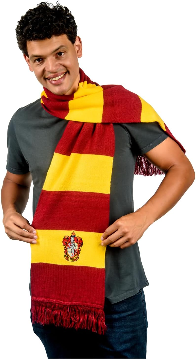 AAA Merchandise Harry Potter: Gryffindor Bold Stripes Scarf : Amazon.co ...