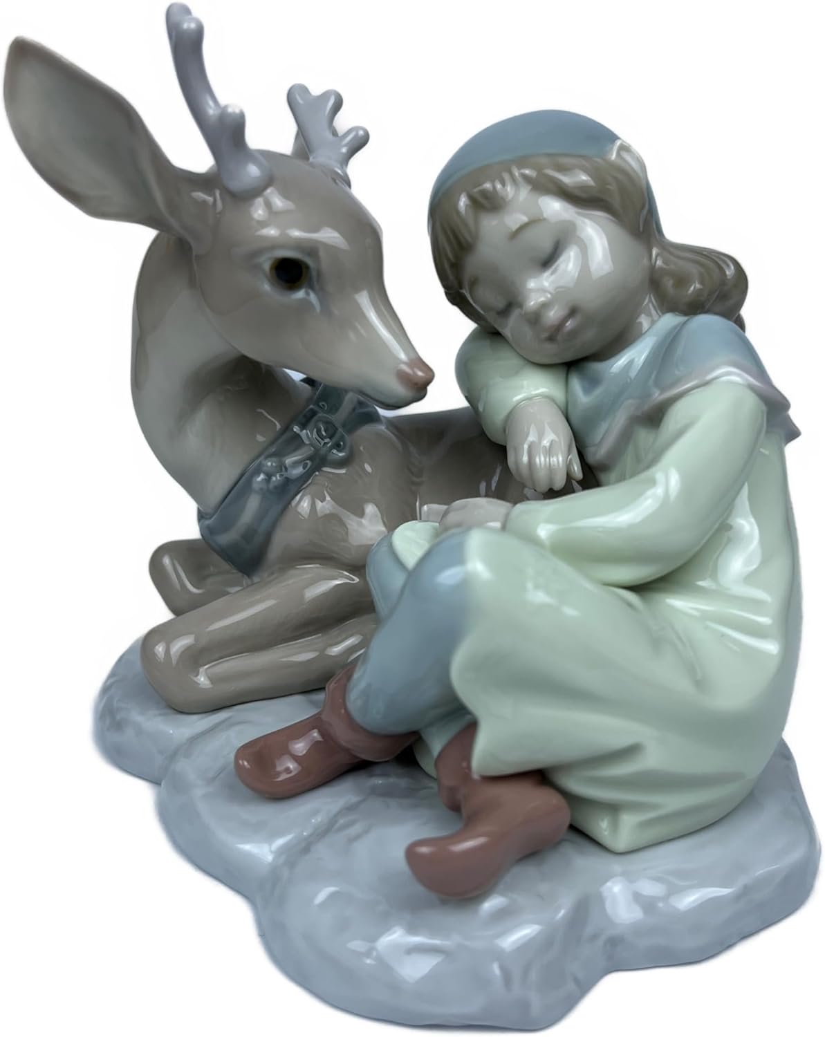 Amazon.com: LLADRÓ A Well Earned Rest - Santa's Magical Workshop ...