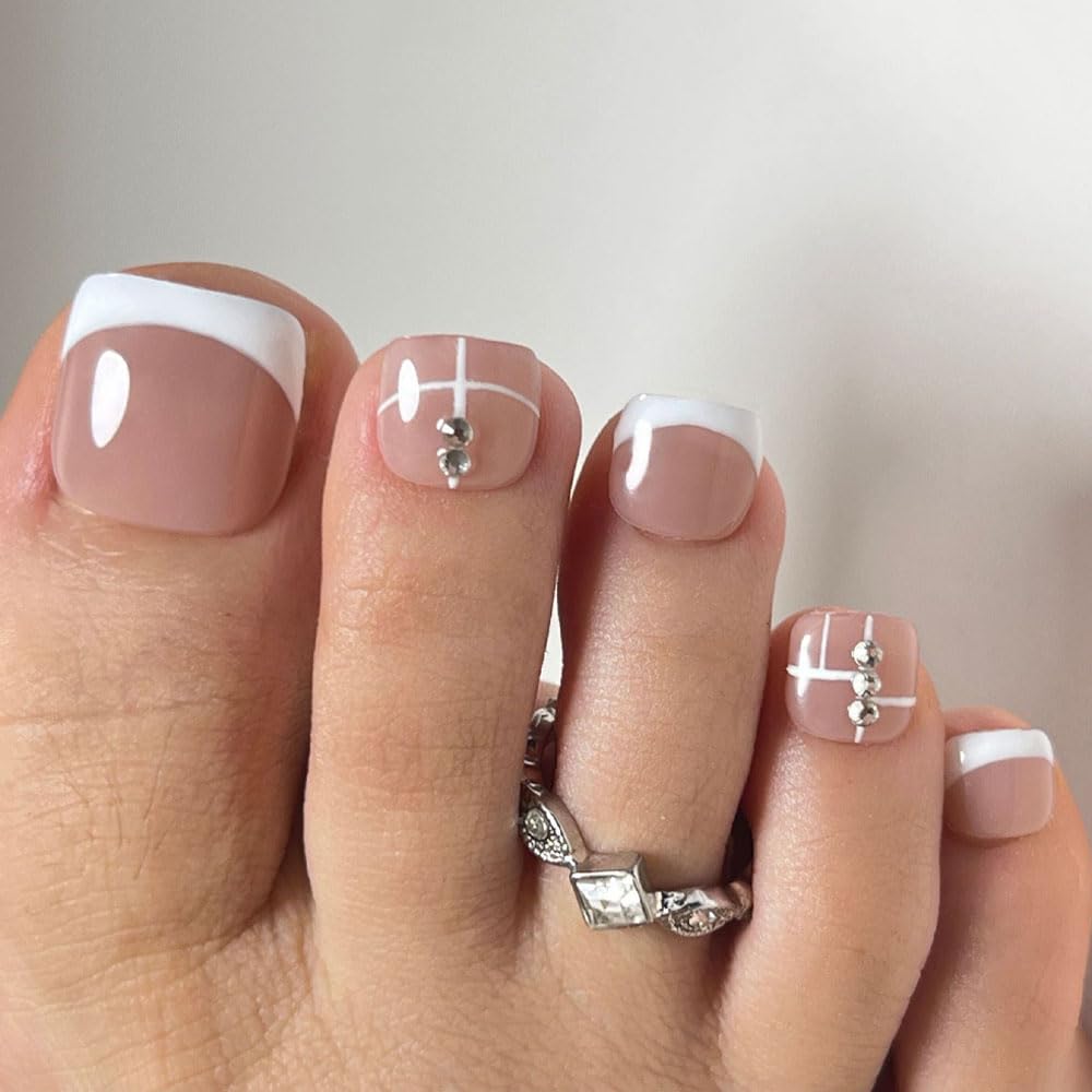Amazon.com: BAOYAALIN White Press on Toenails for Women Short Square ...